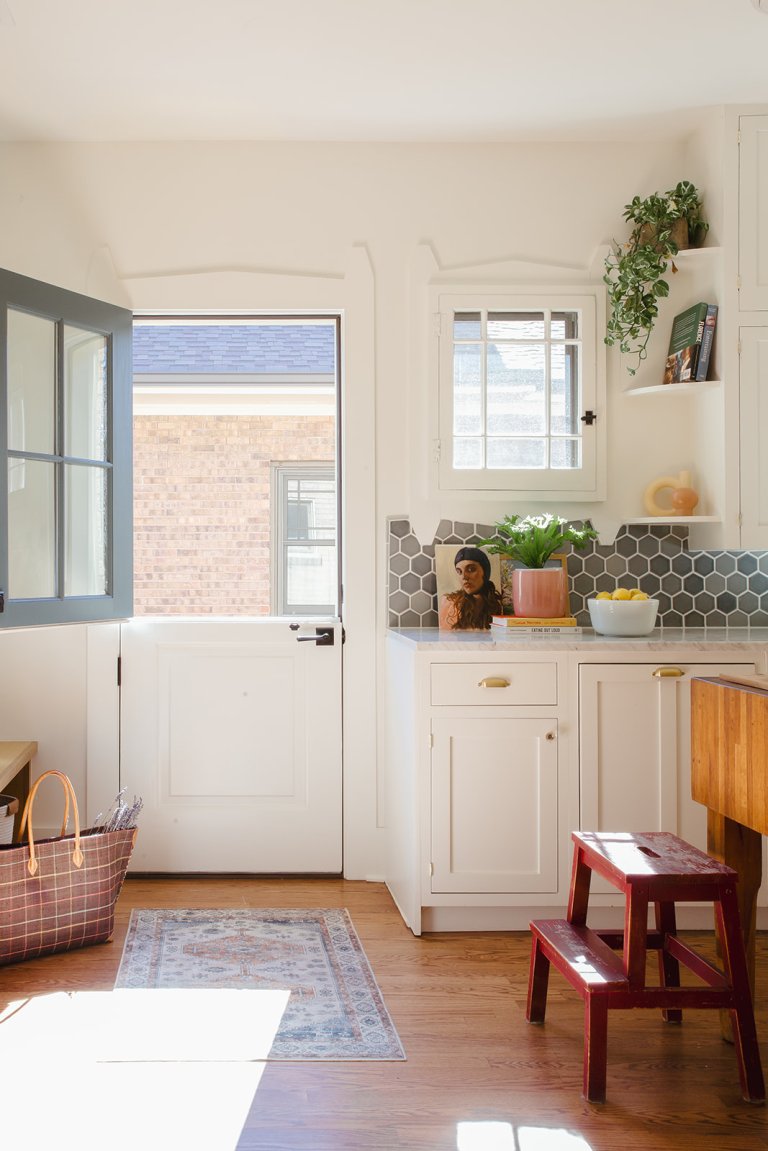 Cute Vintage Kitchen in Denver: Adding charm to old cabinets – The ...